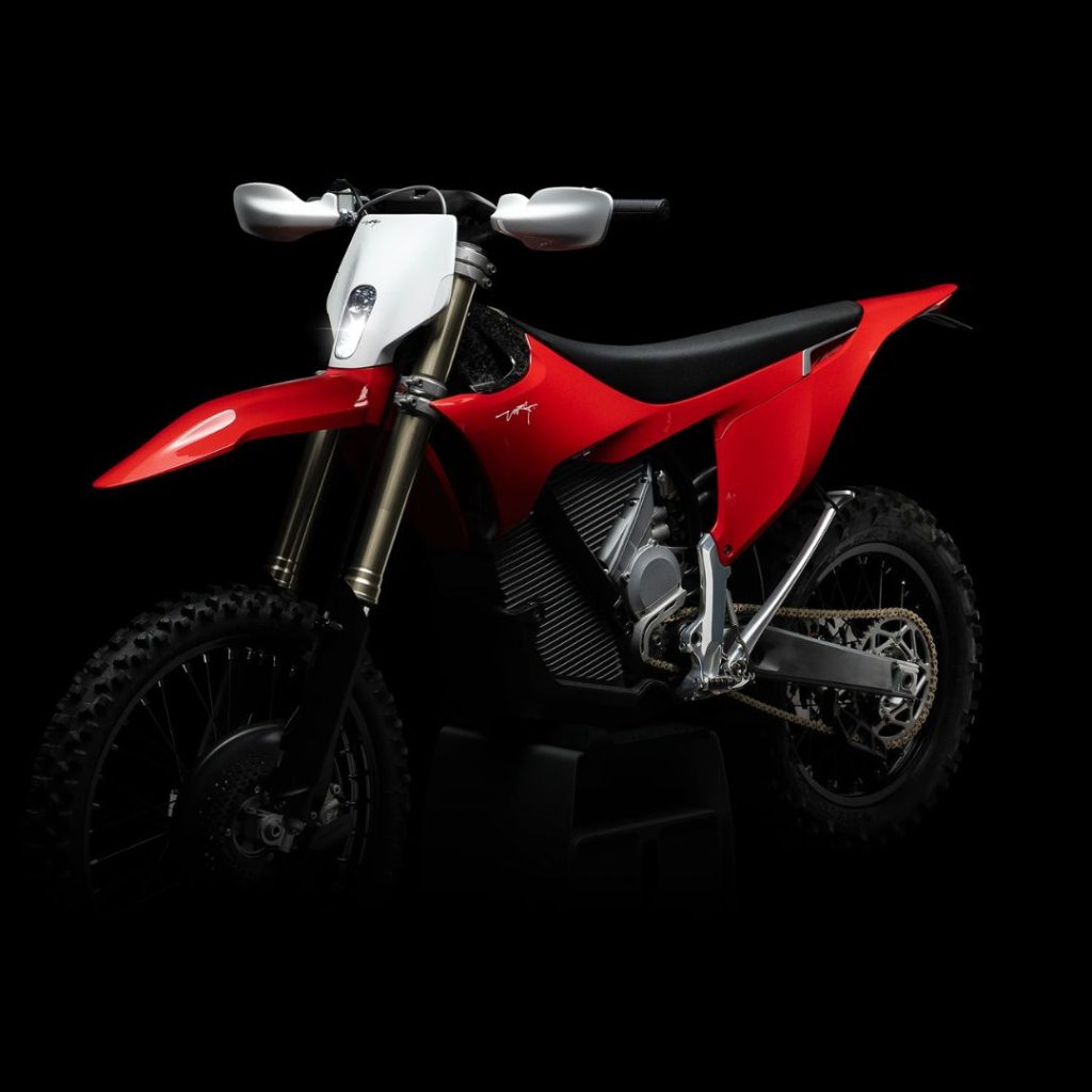 SUR-RON LIGHT BEE X - ELEVENINE® MOTO · BIKES · CARPAS